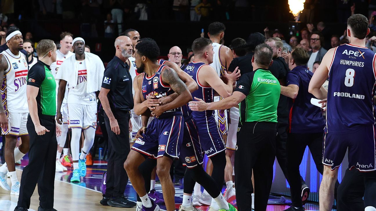 Cotton heroics seal fiery NBL grand final Game 2 - ESPN