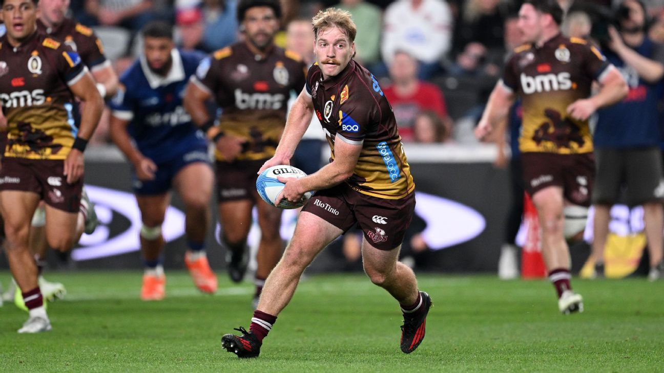 Durable Reds fly-half tosses up Super Rugby options - ESPN
