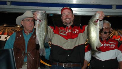 Virginia's Hicks Takes Lead After Day Three of Toyota Tundra Bassmaster ...